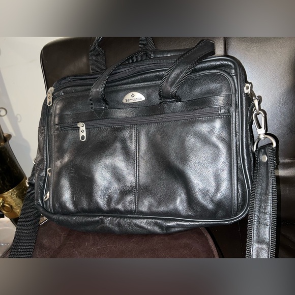 Samsonite | Bags | Samsonite Vtg Black Leather Laptop Messenger Bag Expandable Briefcase Large ...